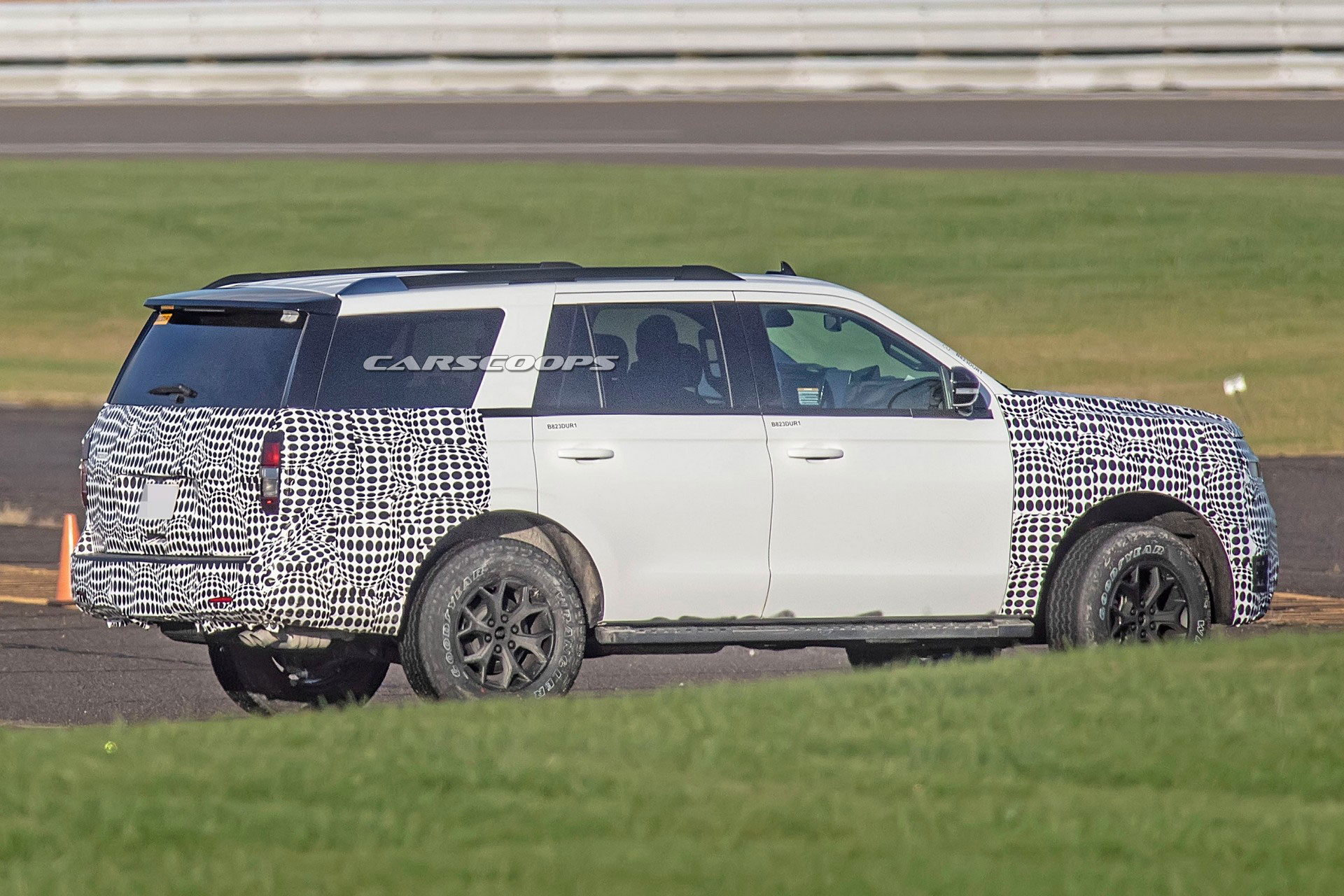 2022 Ford Expedition To Get Updated Looks And Massive Touchscreen ...