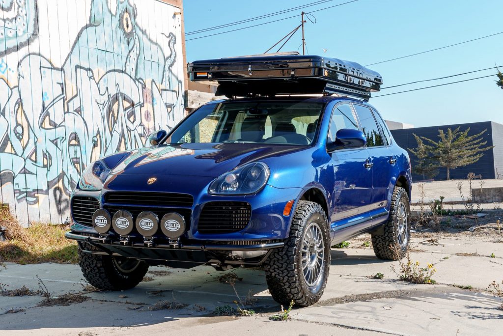 Explore The Wilderness With This Modified 2006 Porsche Cayenne Turbo S ...