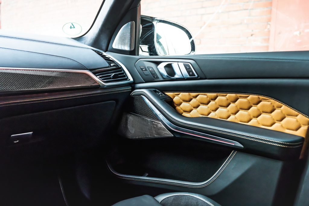 Manhart’s BMW X5 M Competition MHX5 800 Is Anything But Subtle | Carscoops