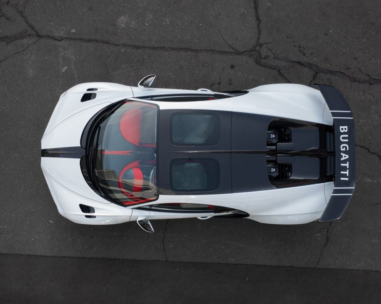 Quartz White Bugatti Chiron Pur Sport With Grey Carbon Accents Touches ...