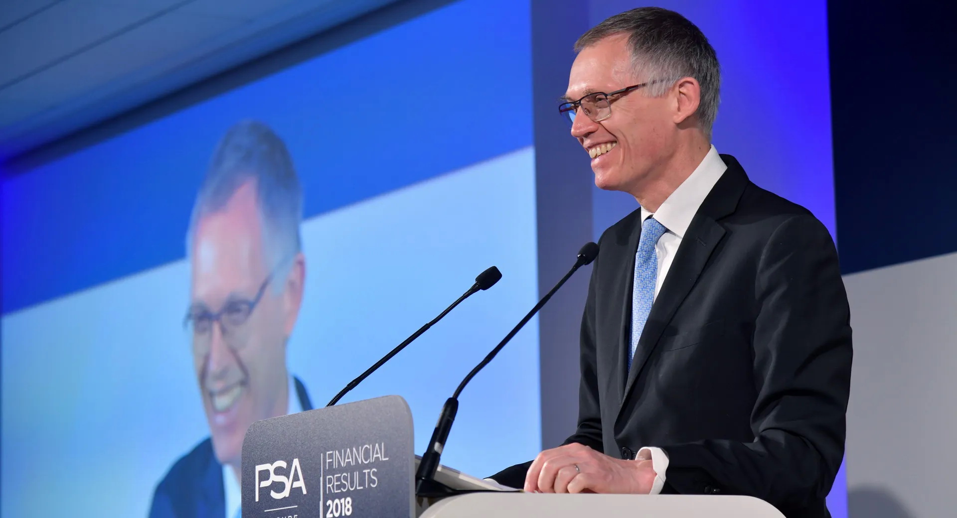 Stellantis Boss Wants To Win Over Italian Unions Marchionne-Style ...