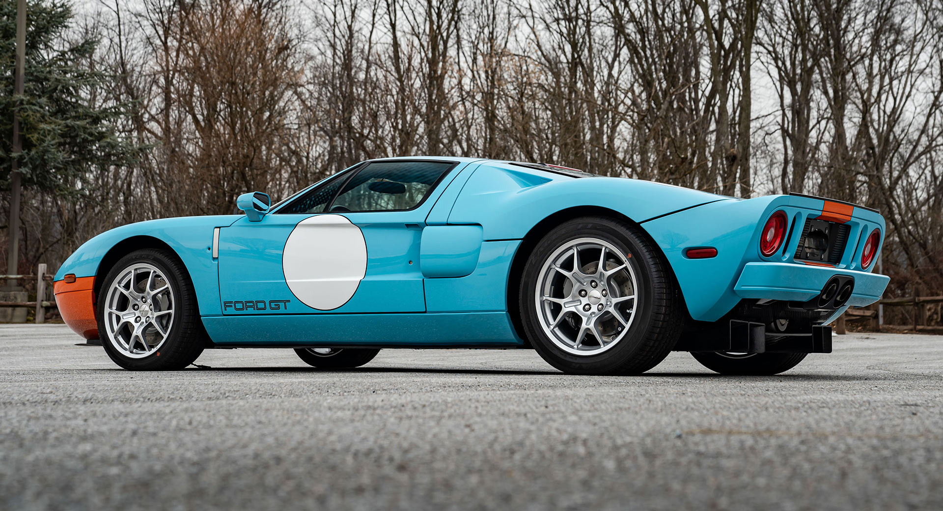 This 2006 Ford GT Heritage That’s Only Been Driven 2.7 Miles Is Pure ...