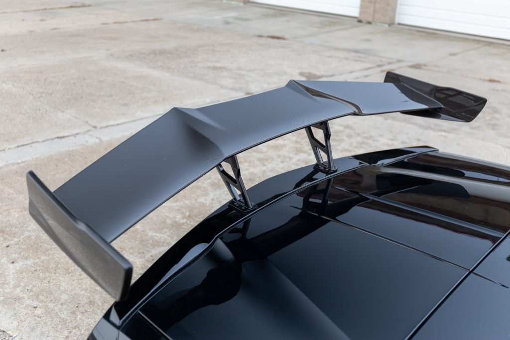 Take Over The Track With This Badass 2019 Corvette ZR1 Convertible ...