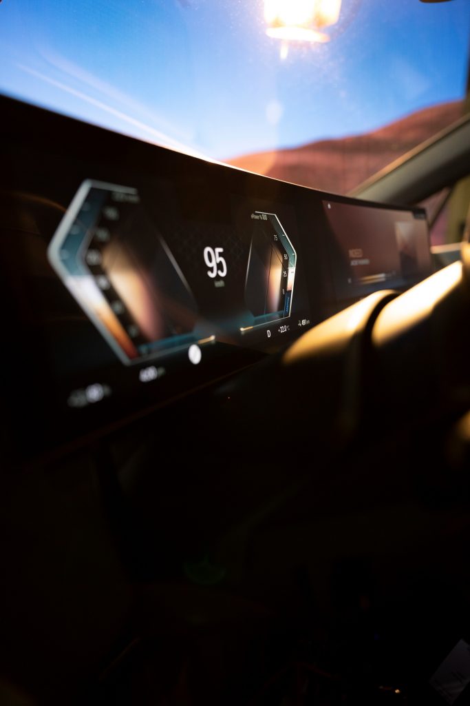 BMW Unveils iDrive 8 System That Gains New Features, Improved Graphics ...