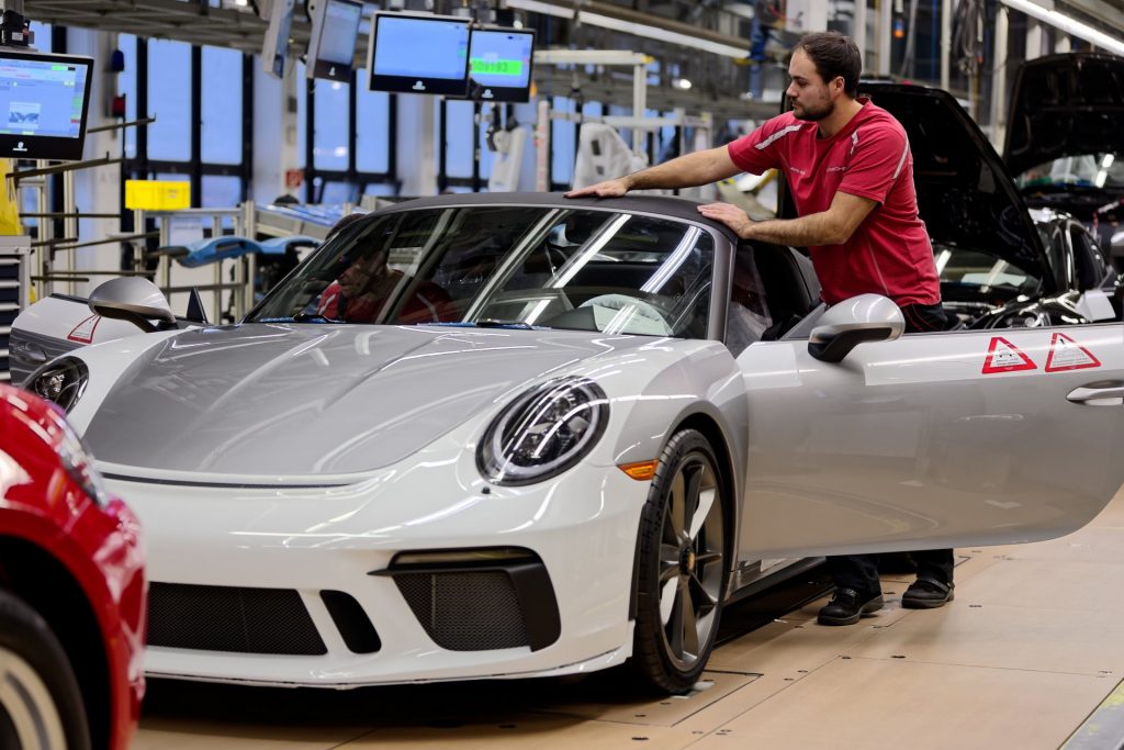 Is Your Porsche 911 Vibrating? It’s Probably A Loose Suspension Screw ...