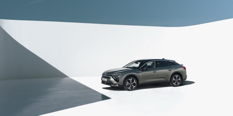 New Citroen C5 X Is A Comfort-Focused Flagship That Walks Between ...