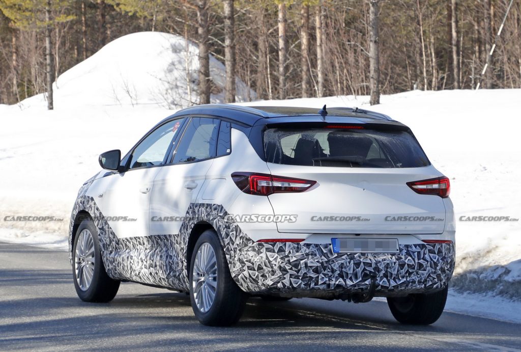 2022 Opel Grandland Spied With New Vizor Face, Coming Later This Year ...