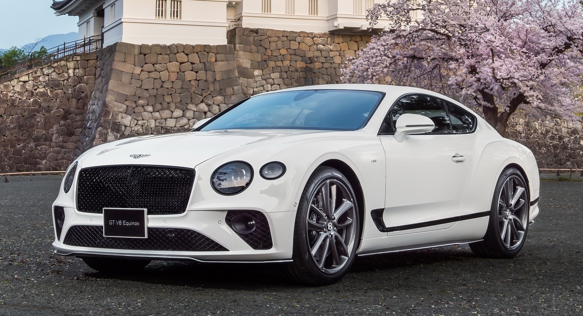 Bentley Mulliner Reveals Japan-Only Continental GT V8 Equinox Limited ...