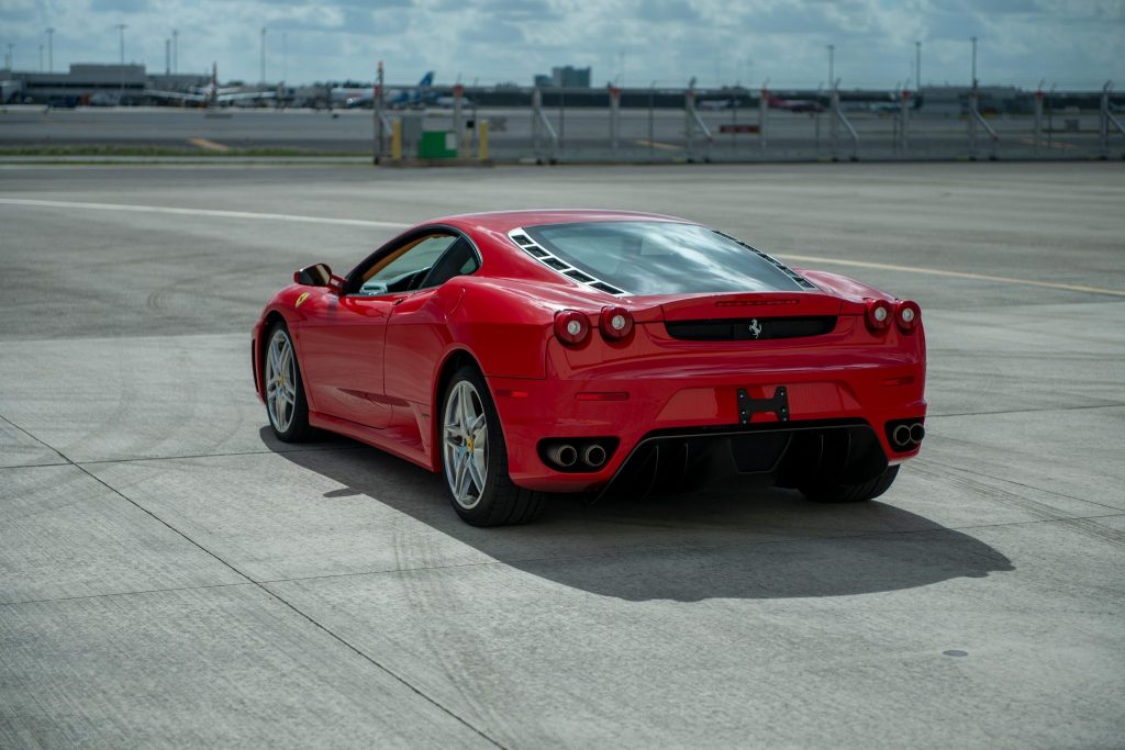 Enjoy A Proper Stick Shift And Naturally Aspirated V8 With This 2006 ...