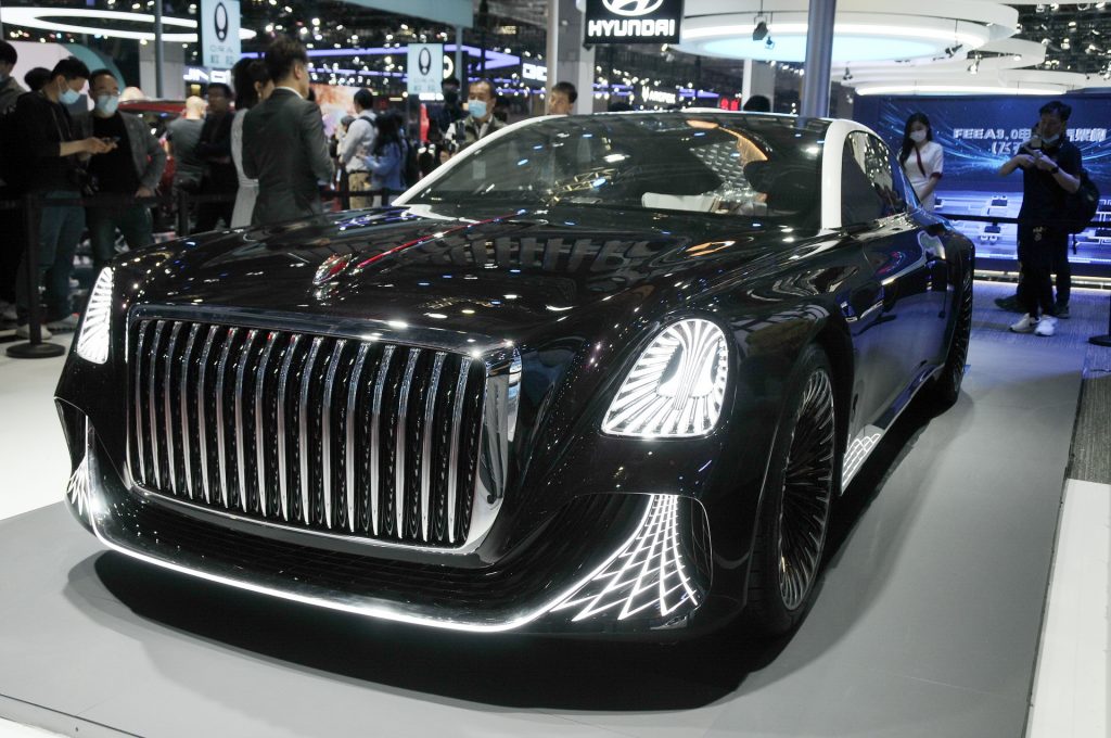 The Hongqi L-Concept Is A Chinese Limo With A Chandelier And No ...