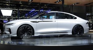 Lincoln Keeps Sedans Alive With Zephyr Reflection Concept In China ...