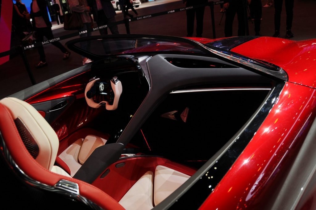 MG Cyberster Electric Roadster Concept Does 0-62 In 3 Sec, Has 500 Mile ...