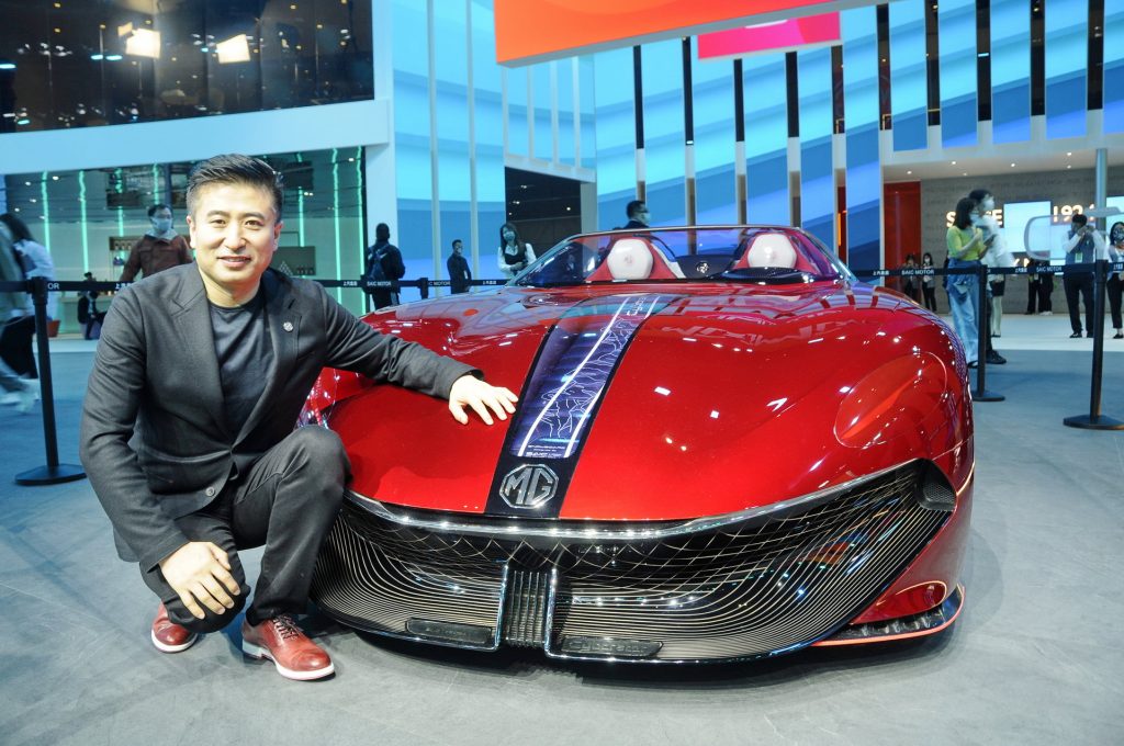 MG Cyberster Electric Roadster Concept Does 0-62 In 3 Sec, Has 500 Mile ...