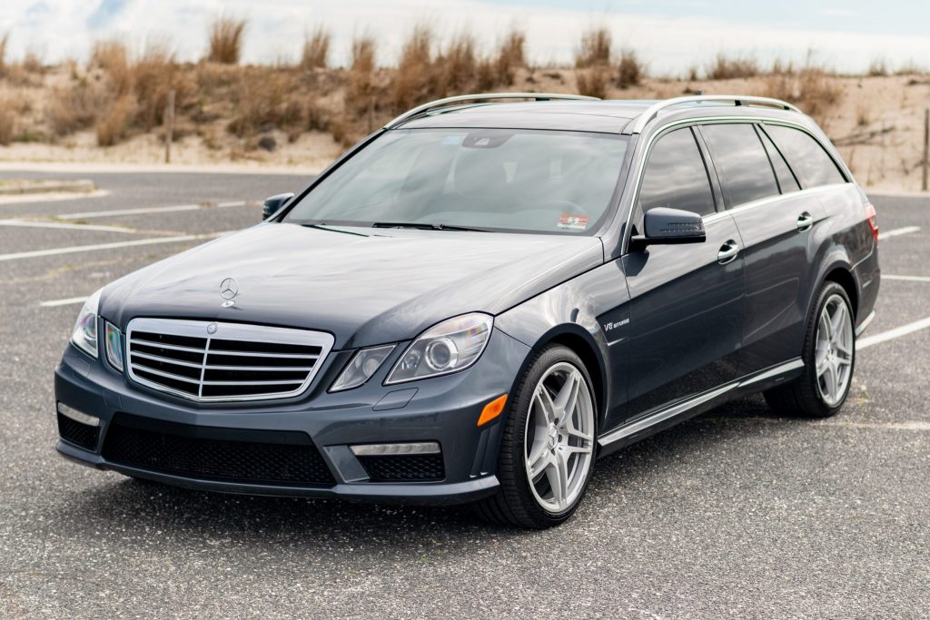 This Mercedes-Benz E63 AMG Wagon Is A Car Your Entire Family Will Love ...