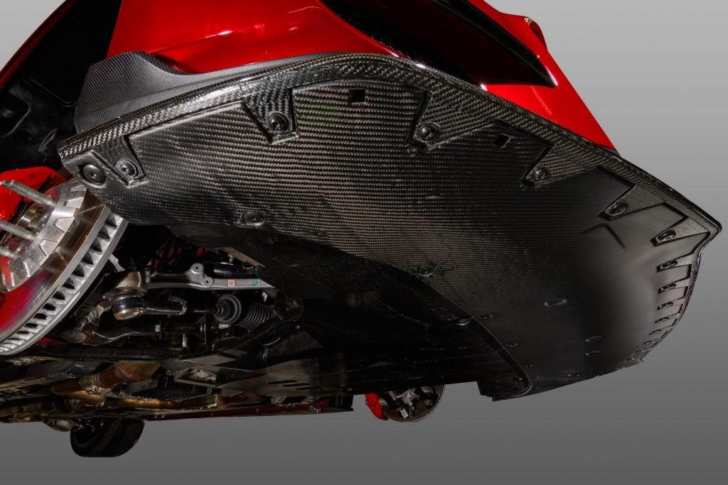 Ford Adds Four New Carbon Fiber Exterior Accessories To GT500 Parts ...