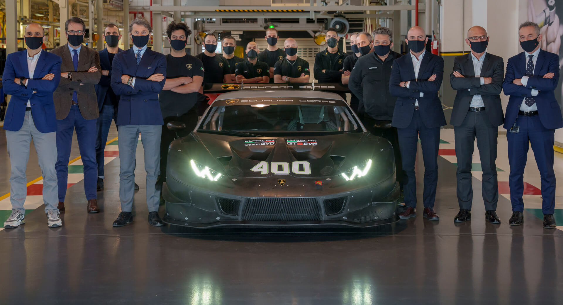 Lamborghini Celebrates Production Of 400th Huracan Race Car | Carscoops