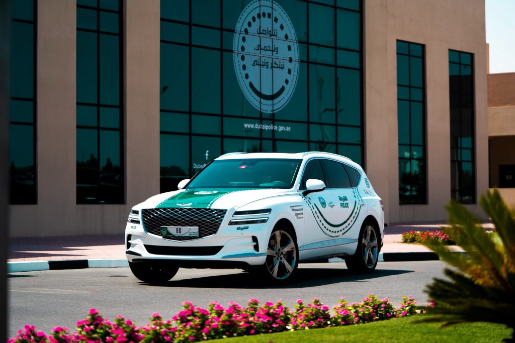 2021 Genesis GV80 Heads To Dubai Dressed In The Official Police Attire ...