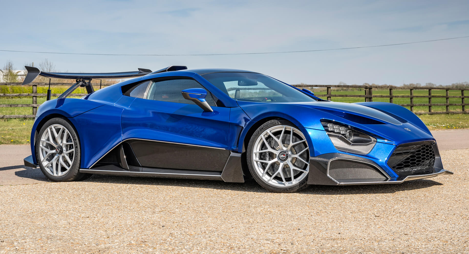 1,177 BHP Zenvo TSR-S Hypercar’s UK Debut Celebrated In 104 Photos ...