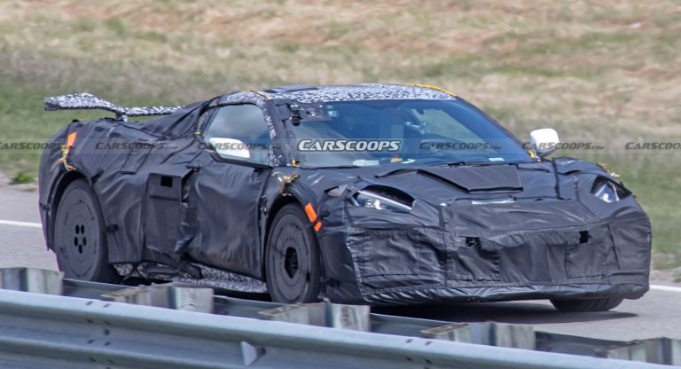 Hear The C8 2022 Corvette Z06 Sing And Blast Off With Launch Control ...