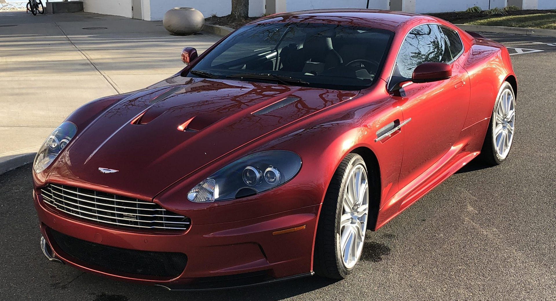 2009 Aston Martin DBS With A Six-Speed Manual Is A Real Beaut | Carscoops