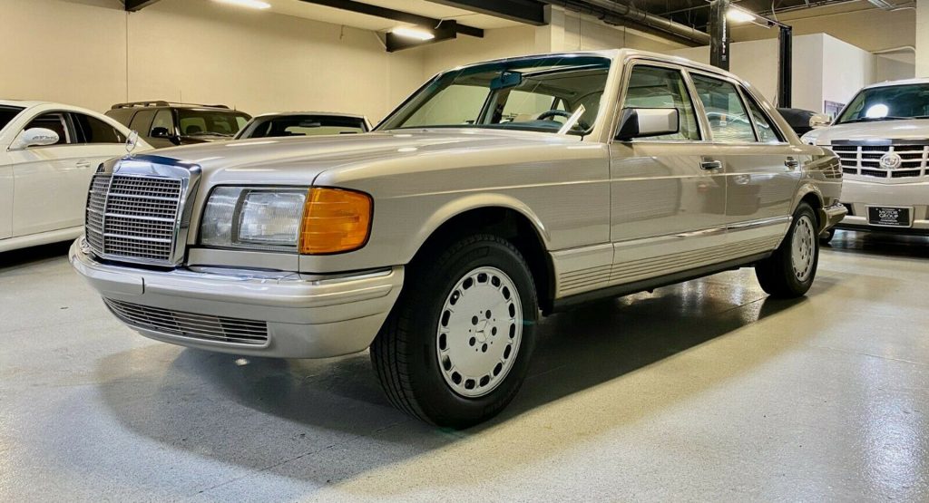 This Amazingly Pristine 1985 Mercedes S-Class W126 Has Only 2.9k Miles ...