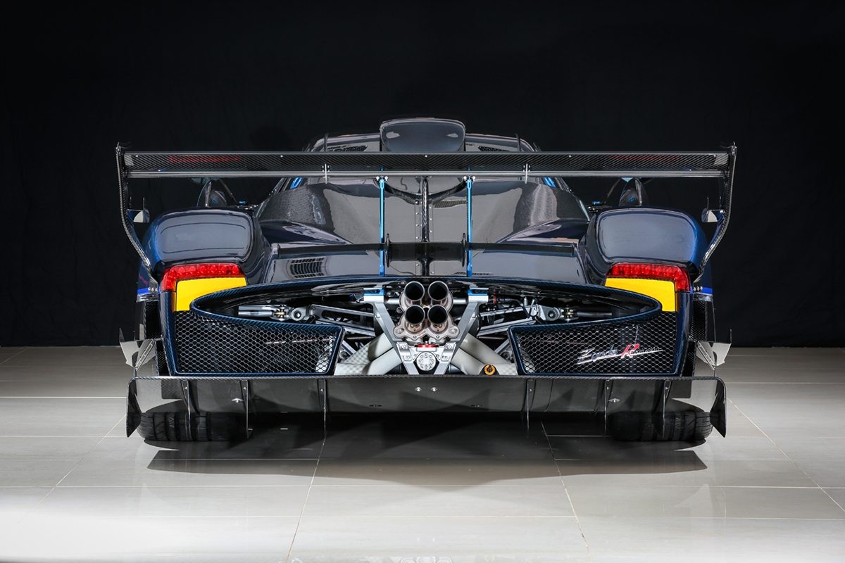 Here’s Your Chance To Own Possibly The Only Blue Carbon Fiber Pagani ...