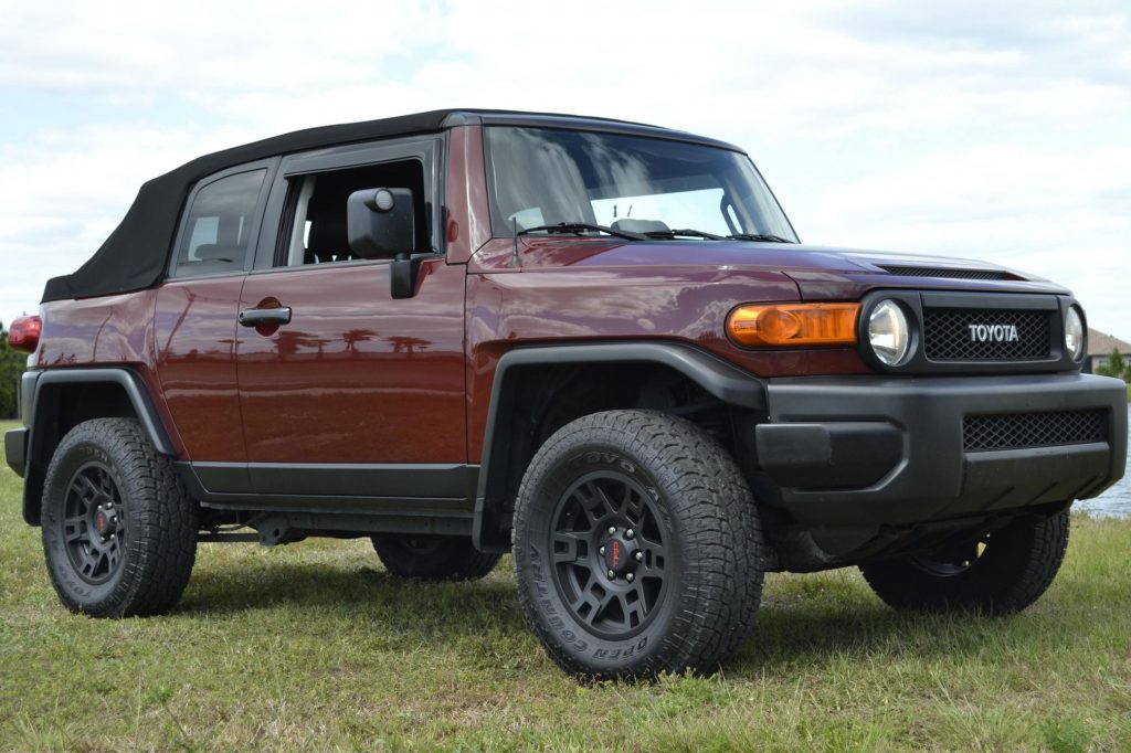 Get A Hold Of The Convertible FJ Cruiser Toyota Never Made | Carscoops