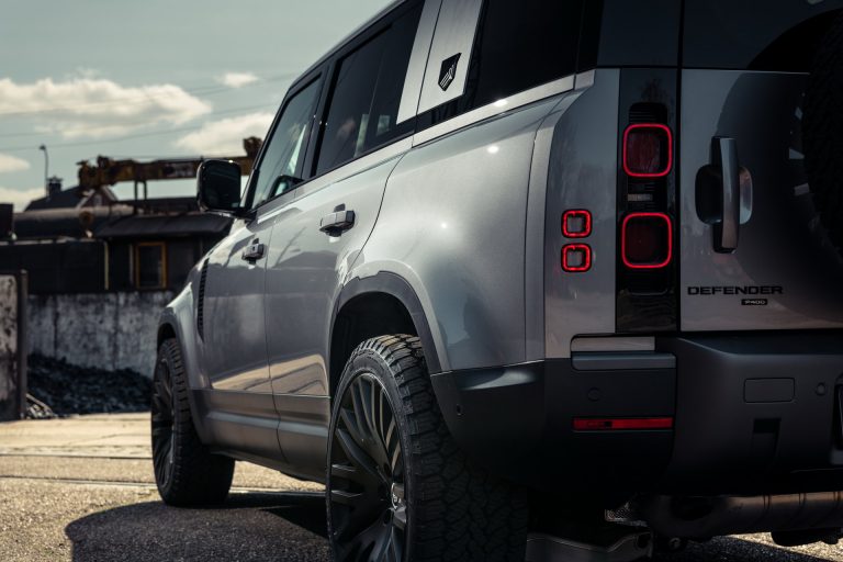 Someone Actually Paid To Have Real Rust On Their 2021 Land Rover ...