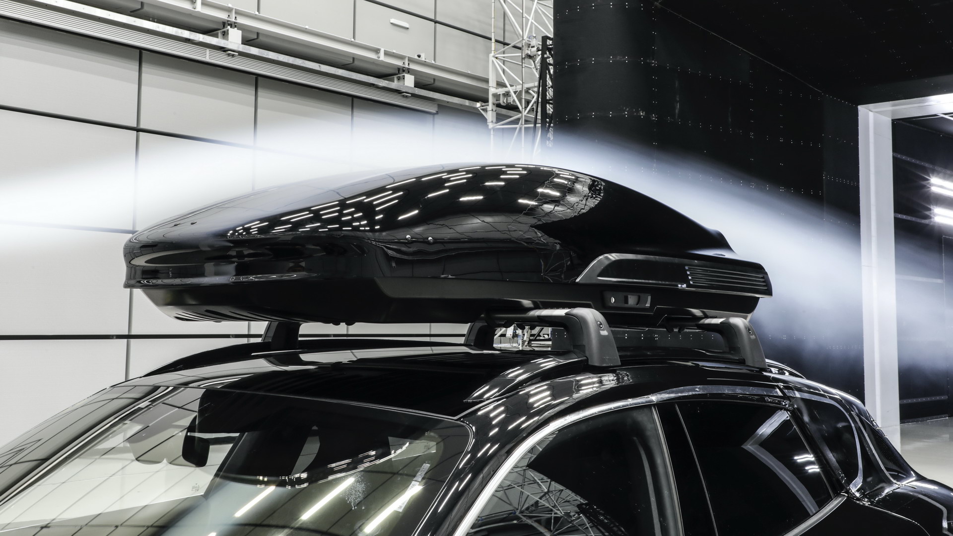 Porsche Presents New Aerodynamically-Optimized Roof Box | Carscoops