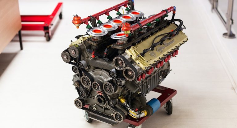Recreate Alfa Romeo’s Incredible 164 Pro-Car With This 3.5L Alfa V10 F1 ...