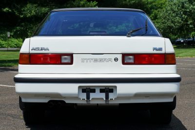This 22k-Mile Acura Integra RS Is A True ’80s Time Capsule | Carscoops