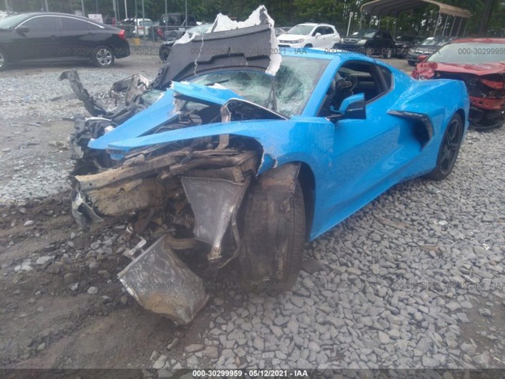 Any Ideas What To Do With This Wrecked 2021 C8 Corvette? | Carscoops