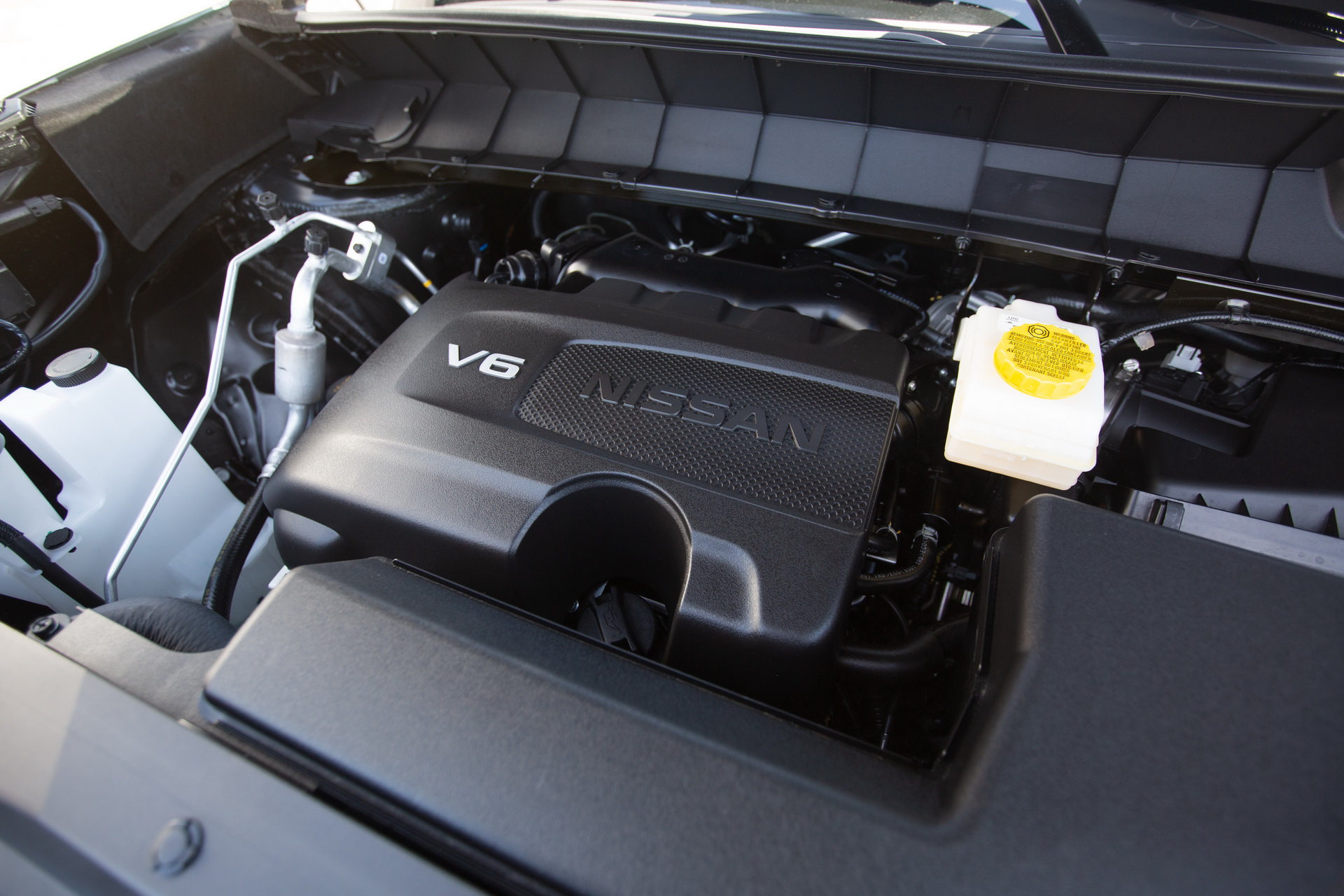 2022 Nissan Pathfinder Starts From $34,560, Arrives At U.S. Dealers ...