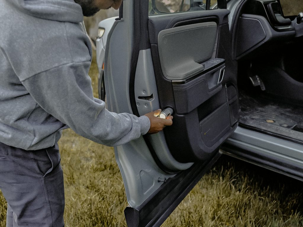 Rivian Showcases The R1T’s Interior, Features Everything From A ...