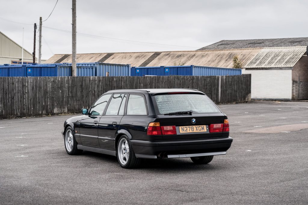 Chris Harris Is Selling His ‘DIY’ 1996 BMW M5 Touring E34 Conversion ...
