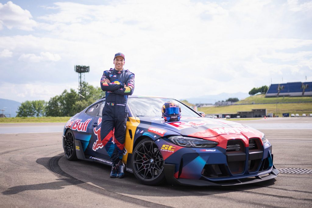 BMW M And The Red Bull Driftbrothers Unveil 1,050 HP M4 Drift Cars ...