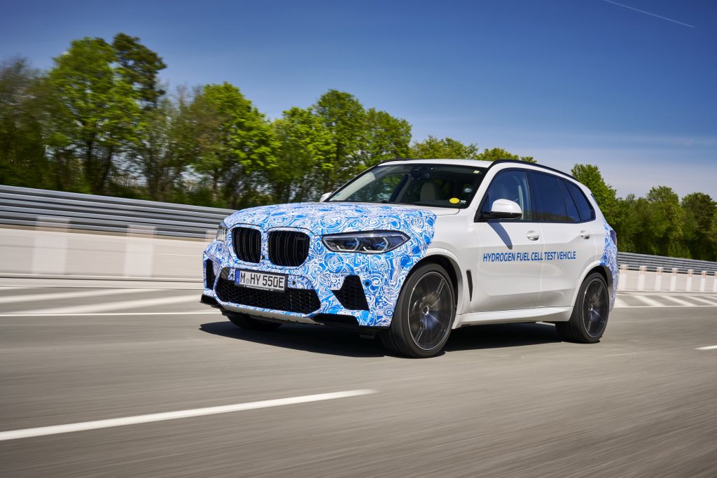 BMW Rolls Out X5 Hydrogen Fuel Cell Prototype Ahead Of 2022 Launch ...