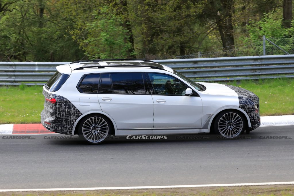 2022 BMW X7 Takes To The Track With Facelifted Looks | Carscoops