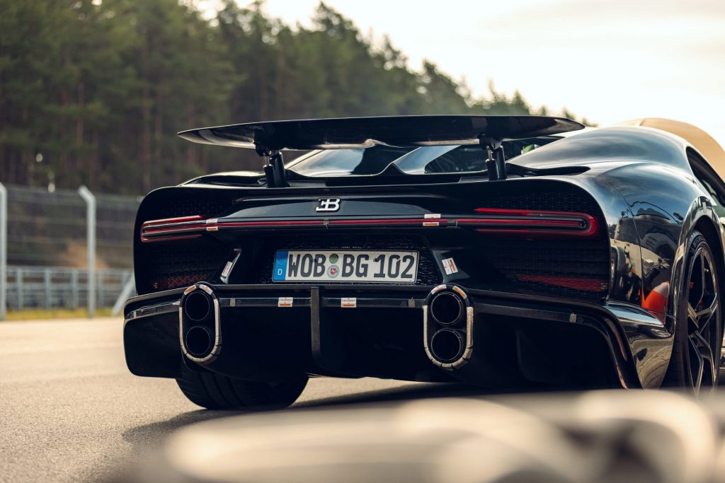 Bugatti Tests The Chiron Super Sport To Its 273 MPH (Limited) Top Speed ...
