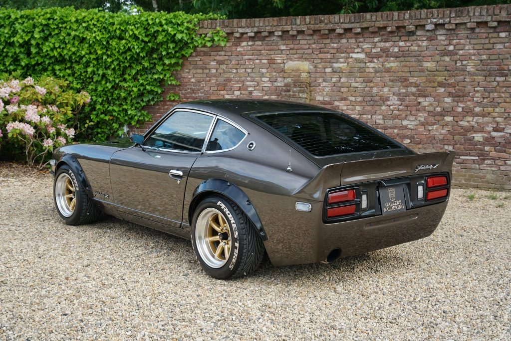 You Know You Want This Stunning Datsun 280Z | Carscoops
