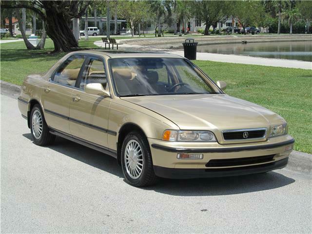 For $14k, You Can Own A 28k Mile Example Of Acura’s Prettiest Flagship ...