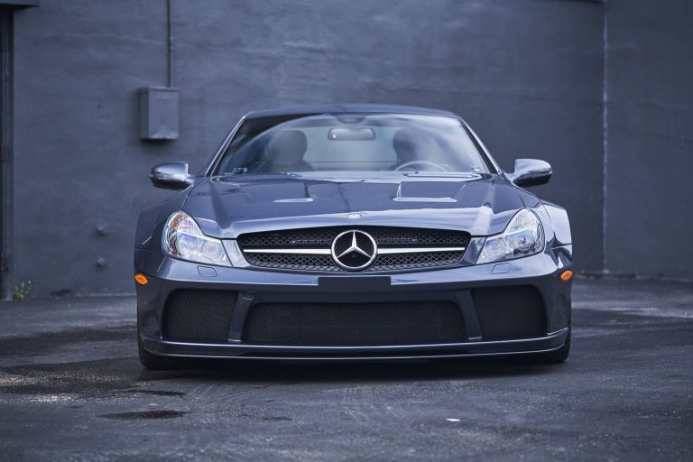 The Mercedes-Benz SL65 AMG Black Series Is An Absolute Brute Of A Car ...