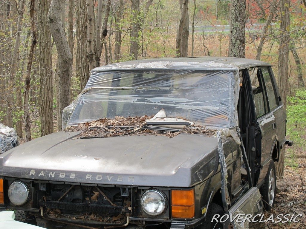 For $73,000, You Could Buy 16 Dilapidated Range Rover Classics | Carscoops