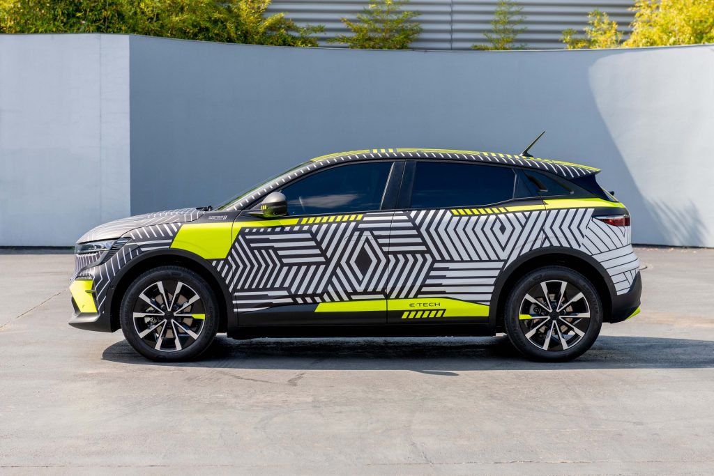 Renault Megane E-Tech EV Revealed In Pre-Production Form With 280 Miles ...