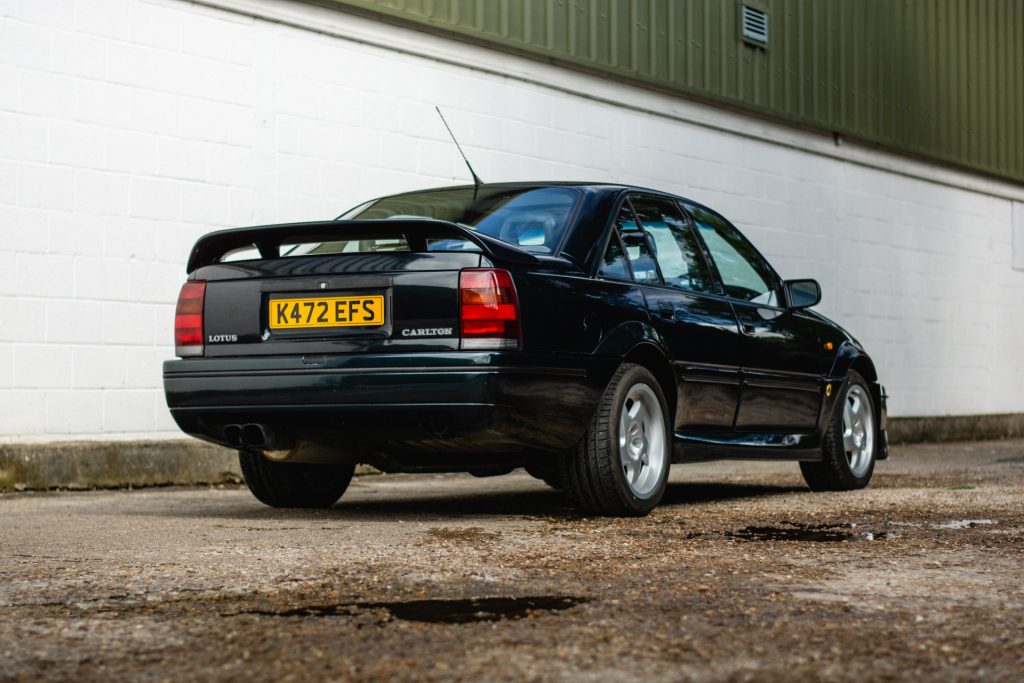 The Vauxhall Lotus Carlton Is A Hot Family Sedan That Famously Outran ...
