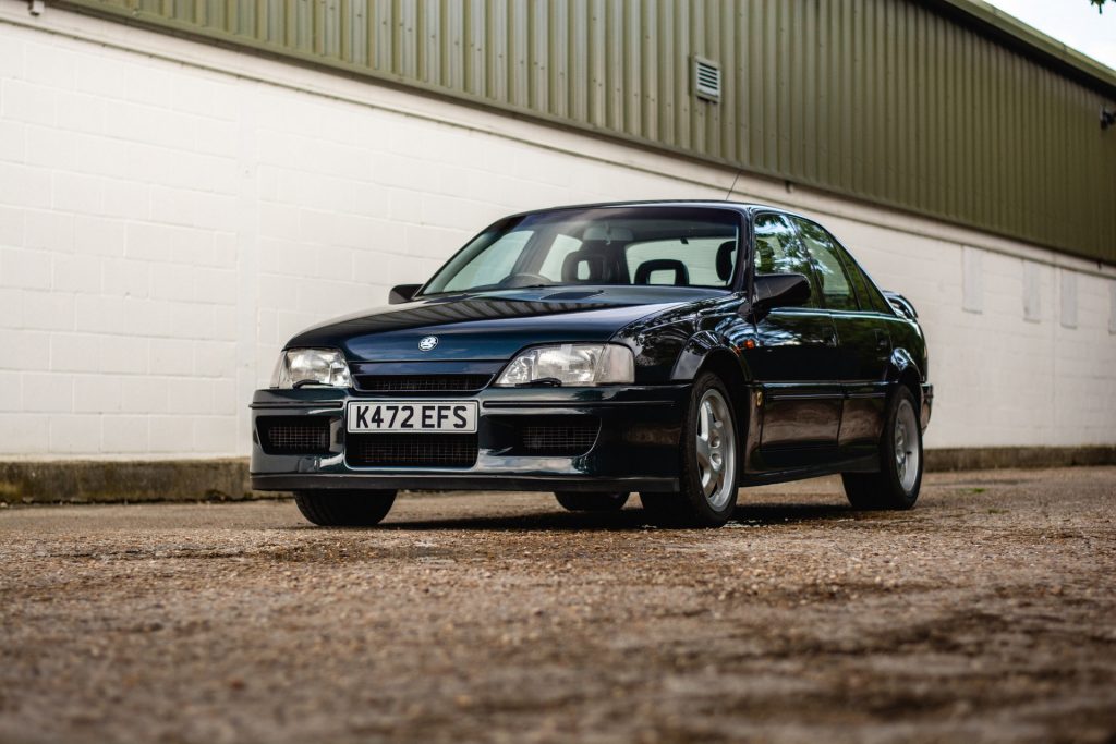 The Vauxhall Lotus Carlton Is A Hot Family Sedan That Famously Outran ...