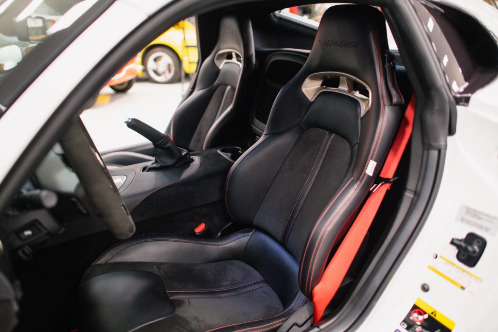 Delivery-Mileage Dodge Viper GTS-R Final Edition ACR Sold For $402,000 ...