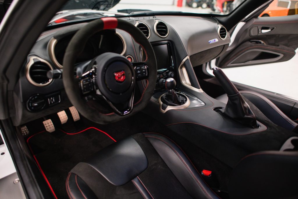 Delivery-Mileage Dodge Viper GTS-R Final Edition ACR Sold For $402,000 ...