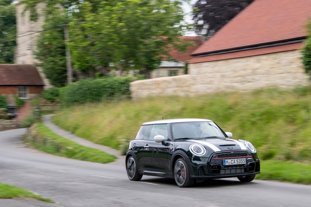 New MINI Anniversary Edition Marks 60 Years Of Cooper | Carscoops