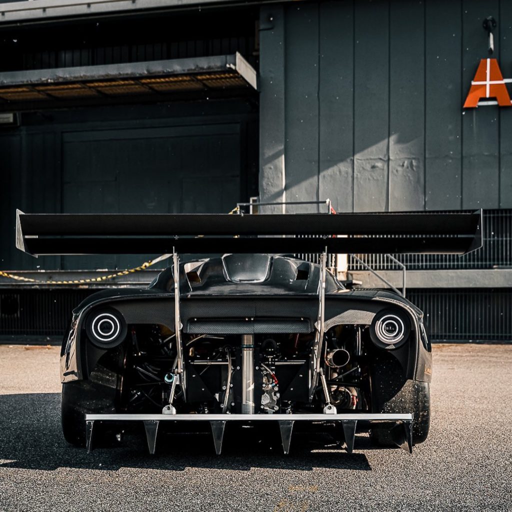 ATS Corsa RR Turbo Serie Carbonio Is An Italian Lightweight Racecar ...